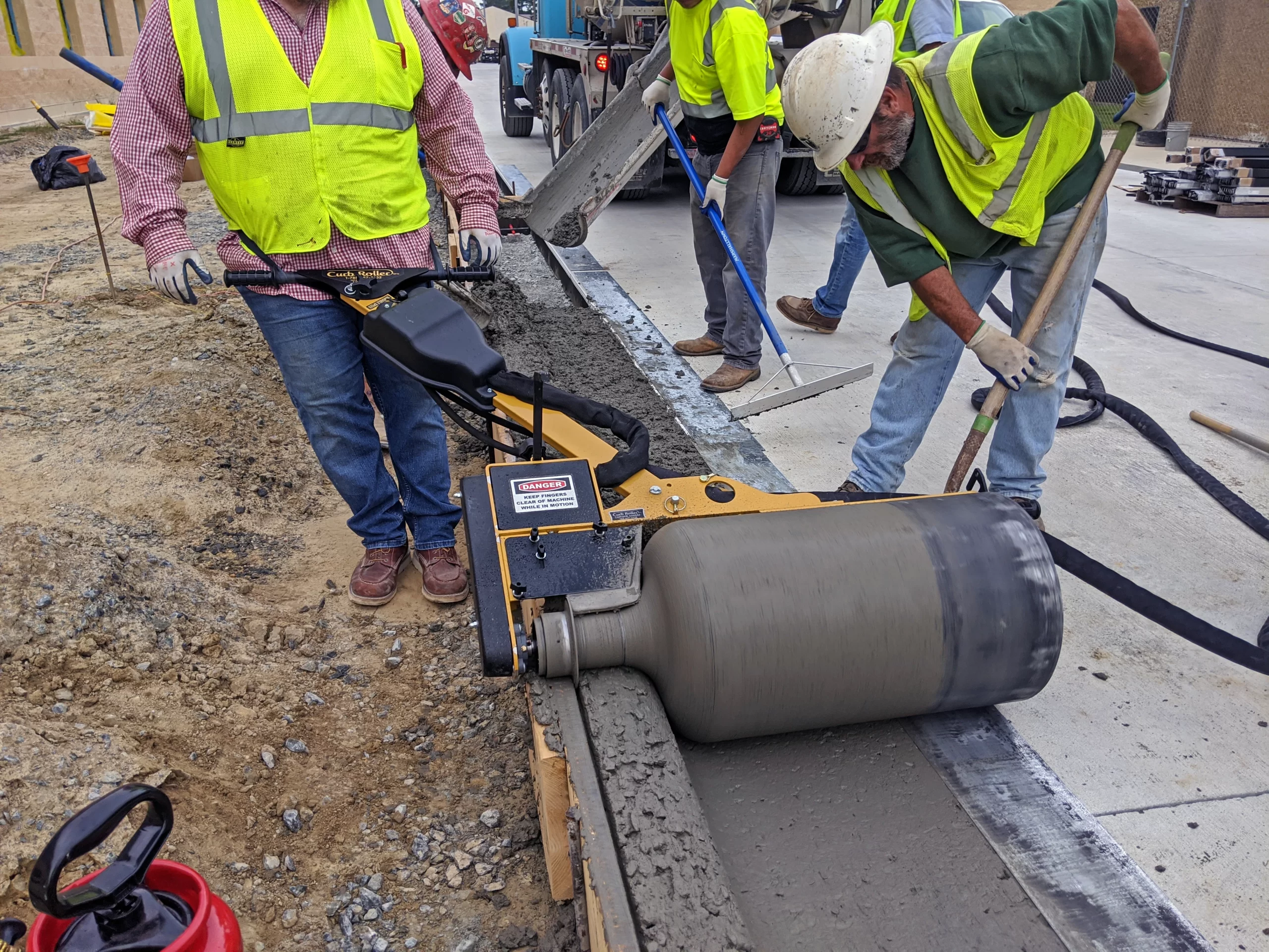 A Modern Approach to Mechanized Curb Placement: The CM4000 Curb Roller